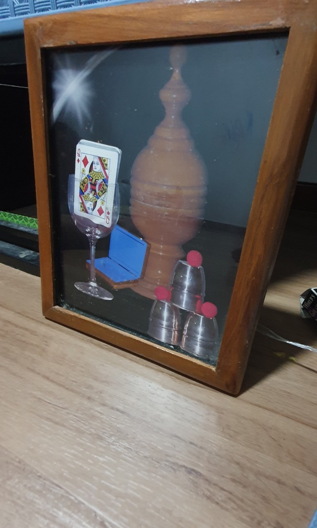 Magic rising card in frame, Hobbies & Toys, Stationery & Craft, Art ...
