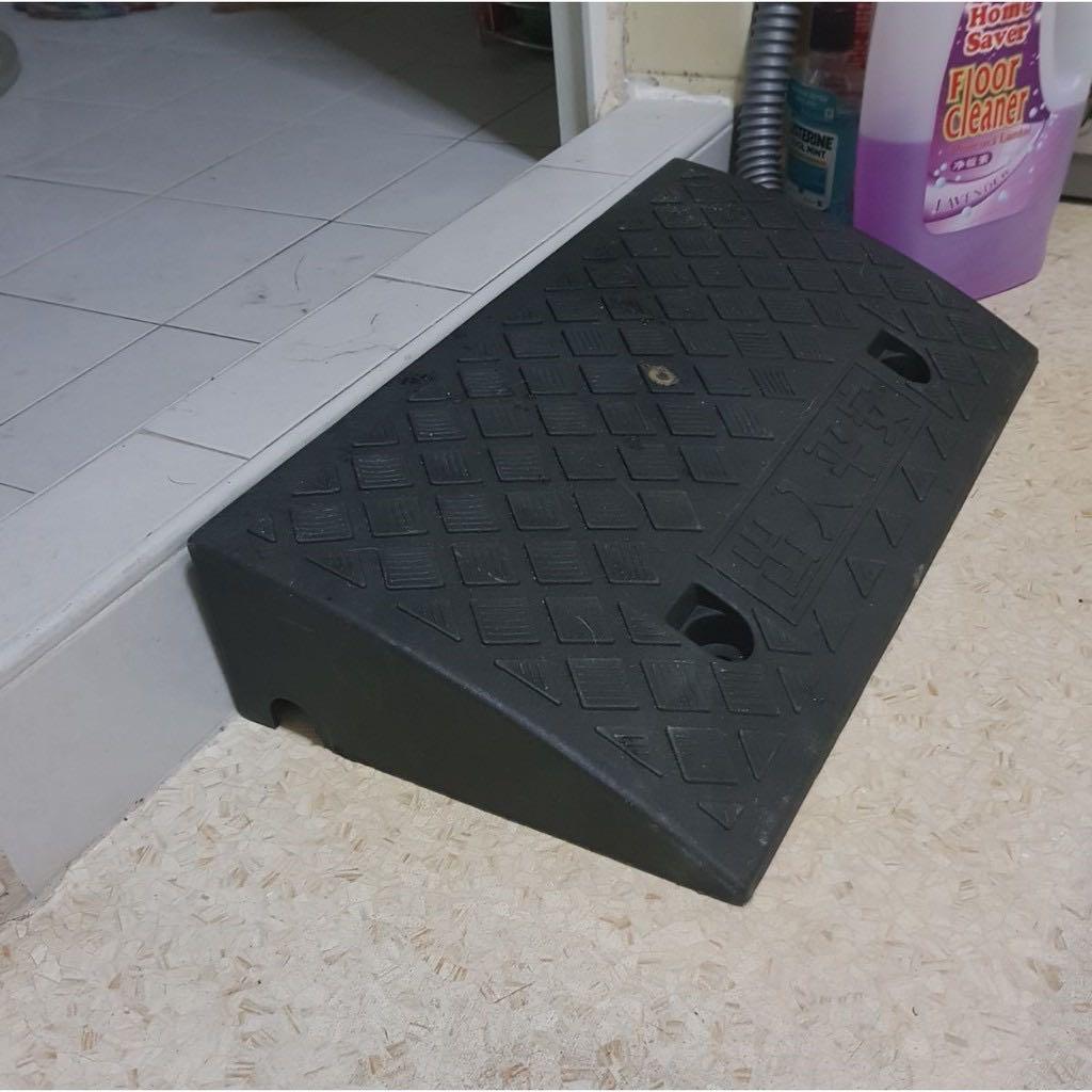Portable Waterproof Threshold Kerb Ramp for Wheelchair, Commodes ...