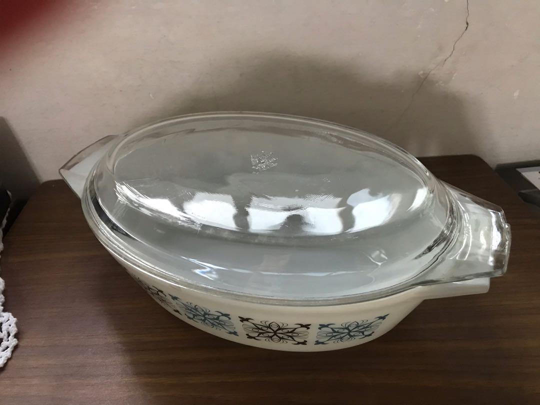 Pyrex Chelsea Casserole, Furniture & Home Living, Kitchenware ...