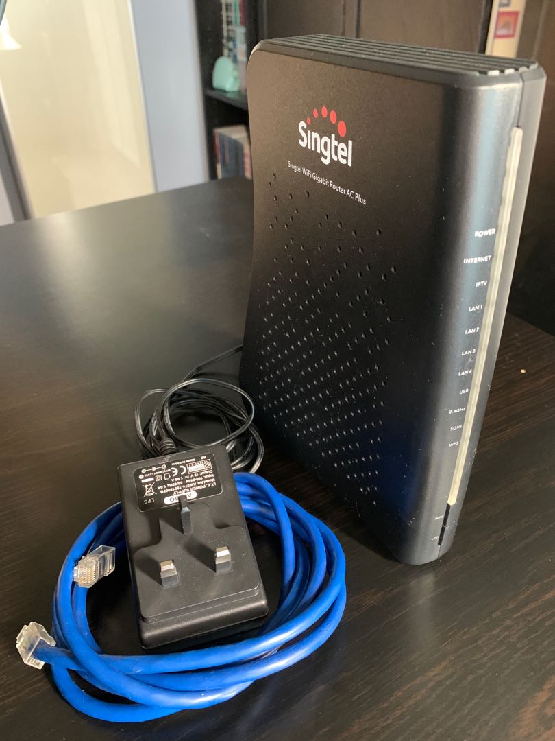 Singtel Wifi Gigabit Router AC Plus, Computers & Tech, Parts ...