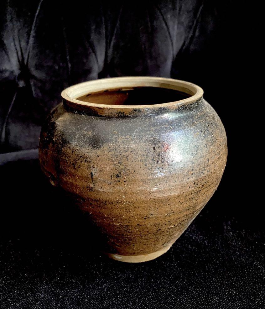 Small Ceramic Banga (Vase), Hobbies & Toys, Memorabilia & Collectibles ...