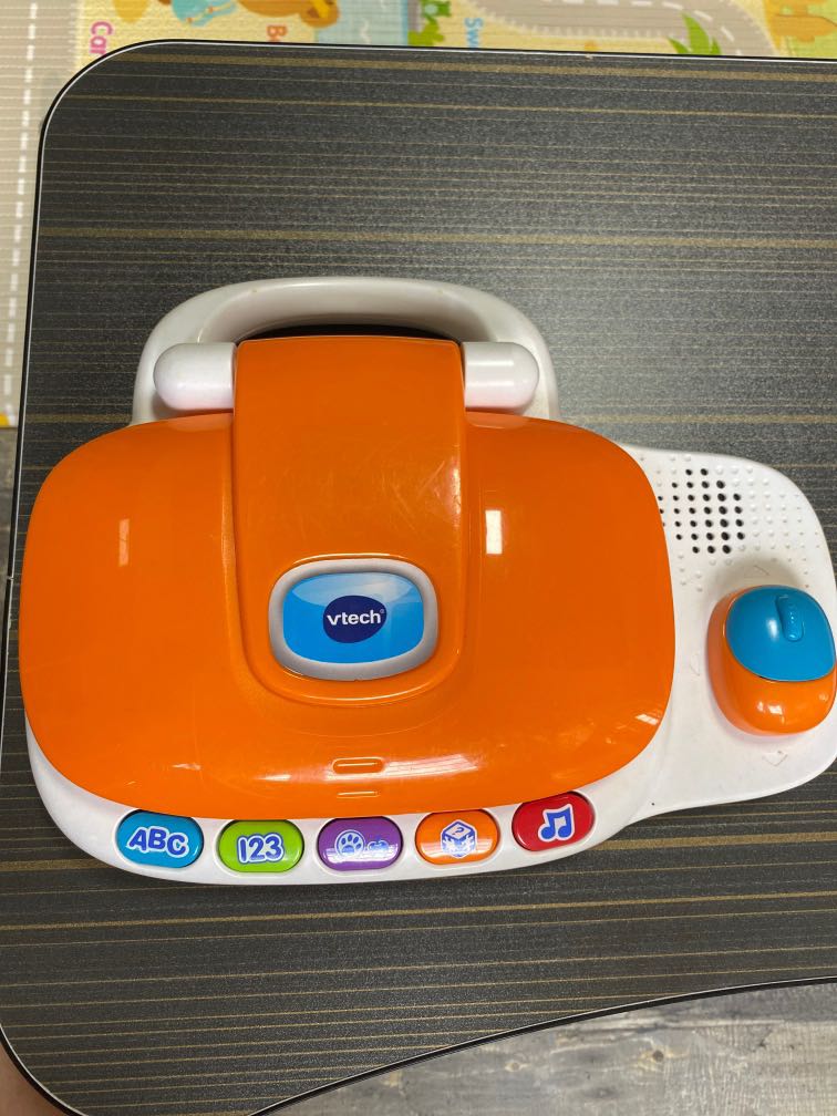 Vtech tote & go learning laptop, Hobbies & Toys, Toys & Games on Carousell