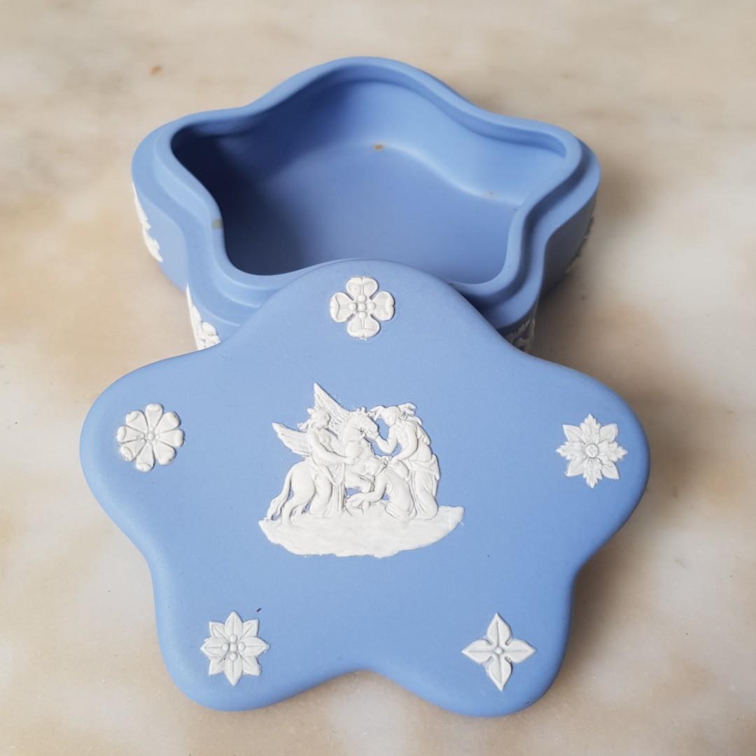 Wedgwood Jasperware Star-shaped Trinket Box, Furniture & Home Living ...