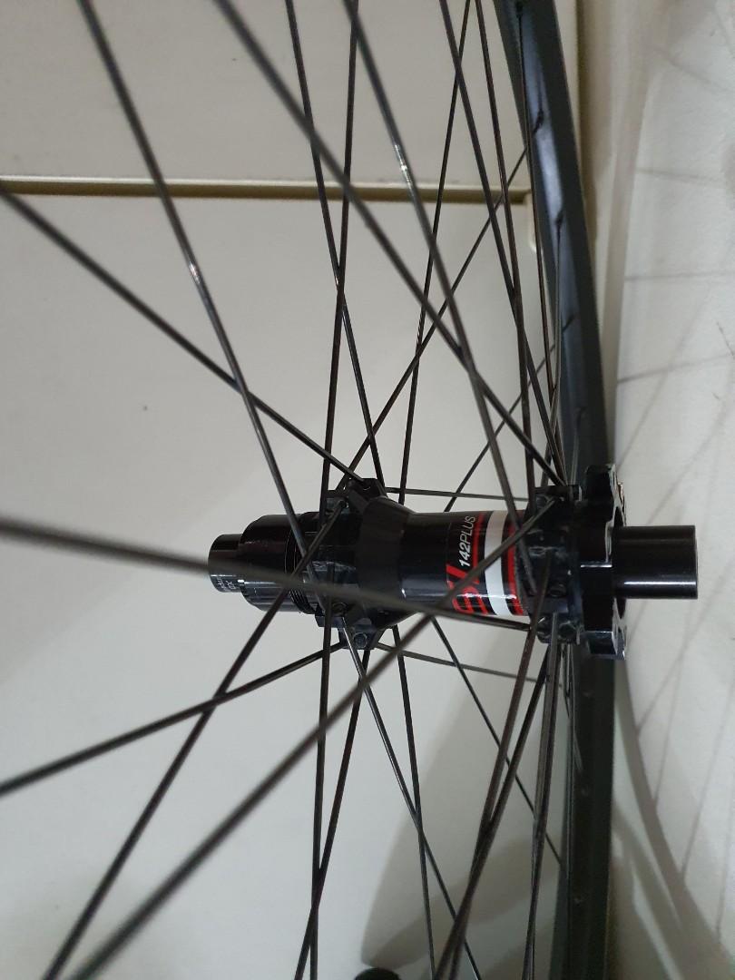 Front and Rear Roval control trail SL 29er carbon wheel, Sports ...