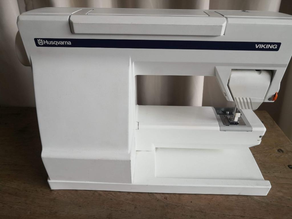 Husqvarna Viking Daisy 325 Sewing Machine - needs fixing, Hobbies ...
