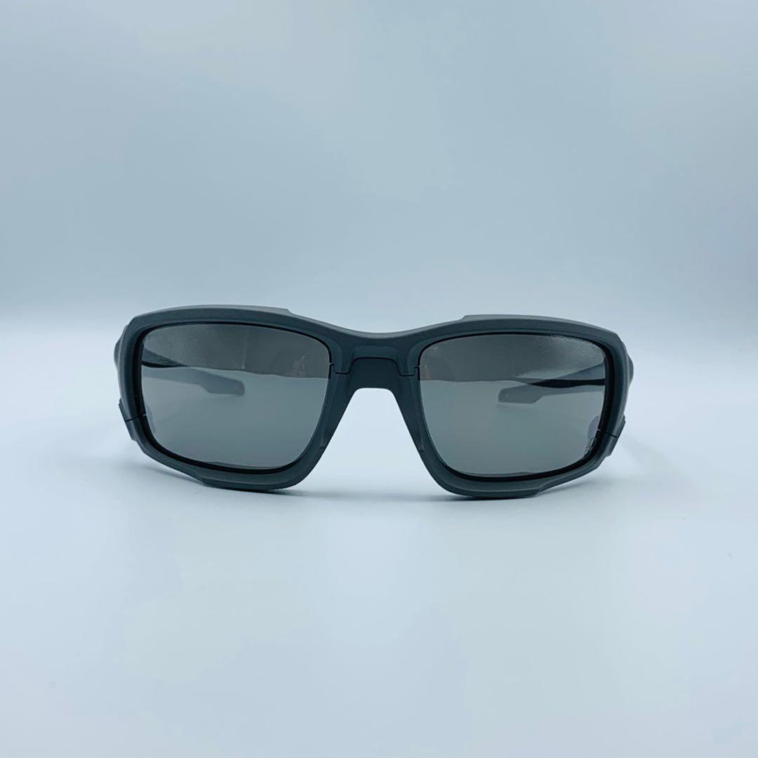 Limited Edition Oakley Shocktube Daniel Defence Tornado Black Iridium ...