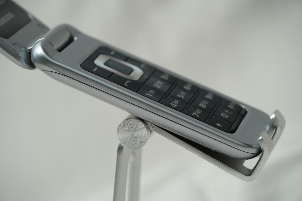 Samsung Clamshell/Flip Phone (GT-C3520I) *2G Phone*, Mobile Phones ...