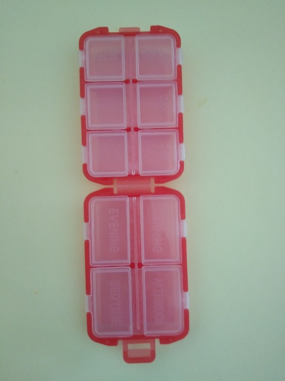 Tablet Container + 20 strips Waterproof Bandages, Health & Nutrition ...
