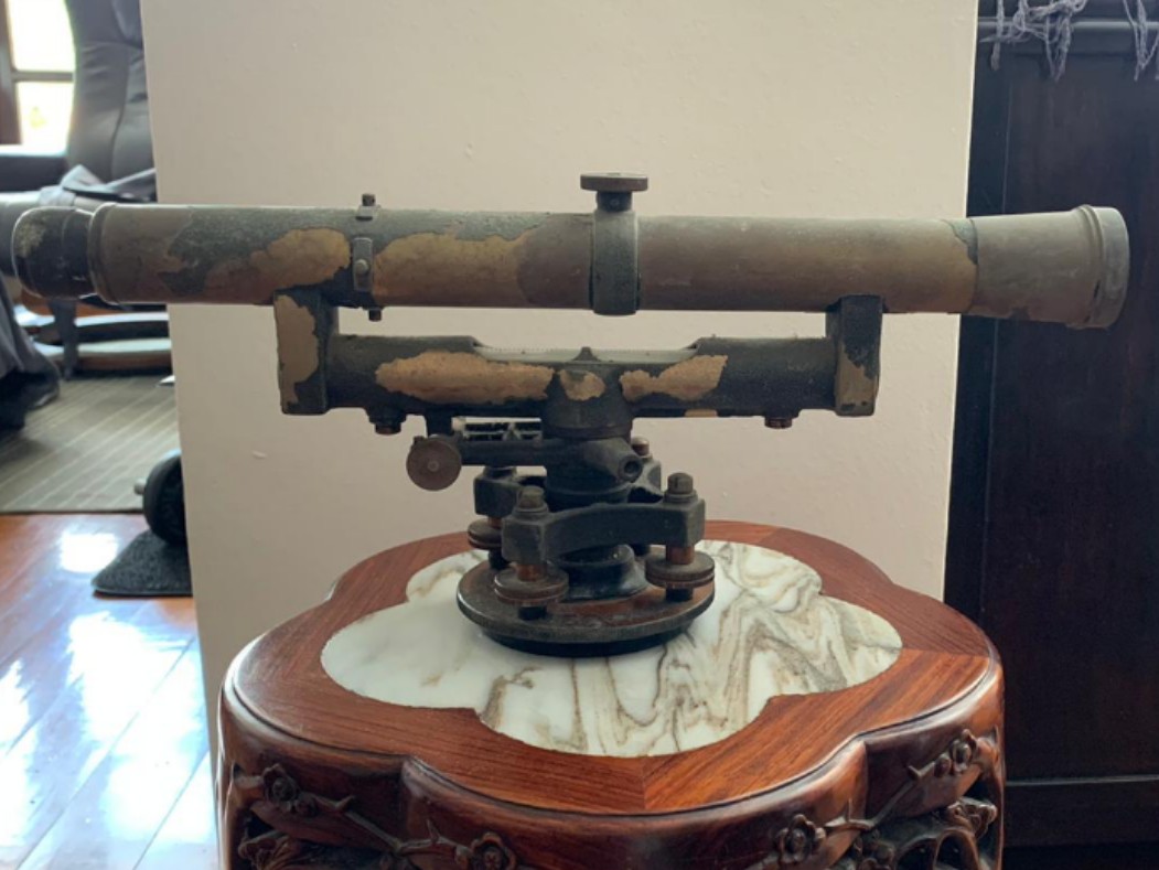 Vintage/Antique Dumpy Level, Vintage & Collectibles, Vintage ...