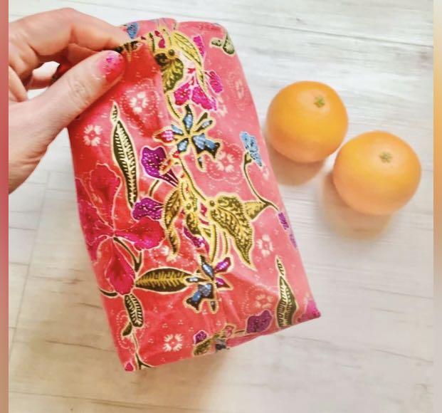 Batik CNY Mandarin Orange Bag Handmade in Singapore, Women's Fashion ...