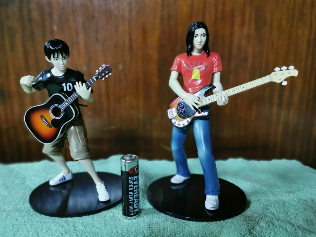 beck scaled figure rare with guitars, Hobbies & Toys, Toys & Games on ...