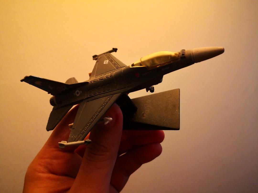 F 16 fighting falcon die cast model, Hobbies & Toys, Memorabilia ...