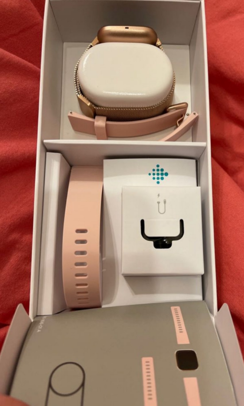 As new Fitbit Versa 2 Rose Gold Full Set, Mobile Phones & Gadgets ...