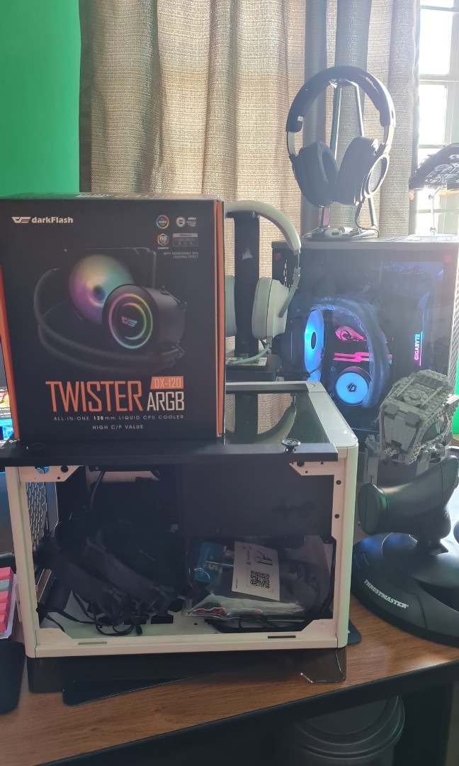 Inwin A1 Plus mini ITX SFF PC case and Darkflash Twister DX120 AIO CPU ...