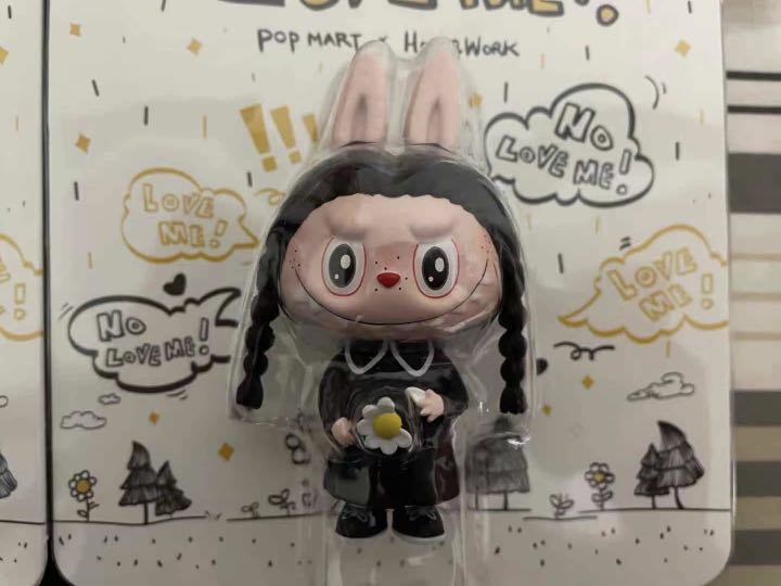POPMART ~ LABUBU love me figurine (limited edition), Hobbies & Toys ...