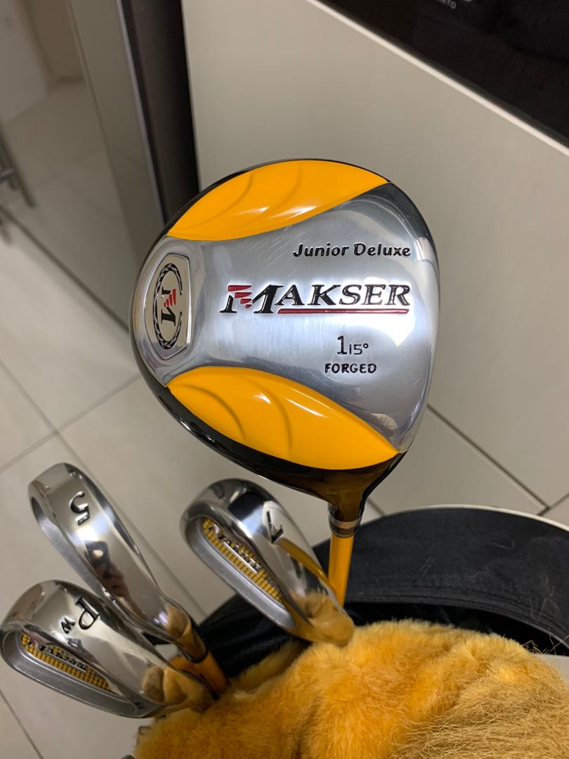 Makser Junior Deluxe Golf Set, Sports Equipment, Sports & Games, Golf ...