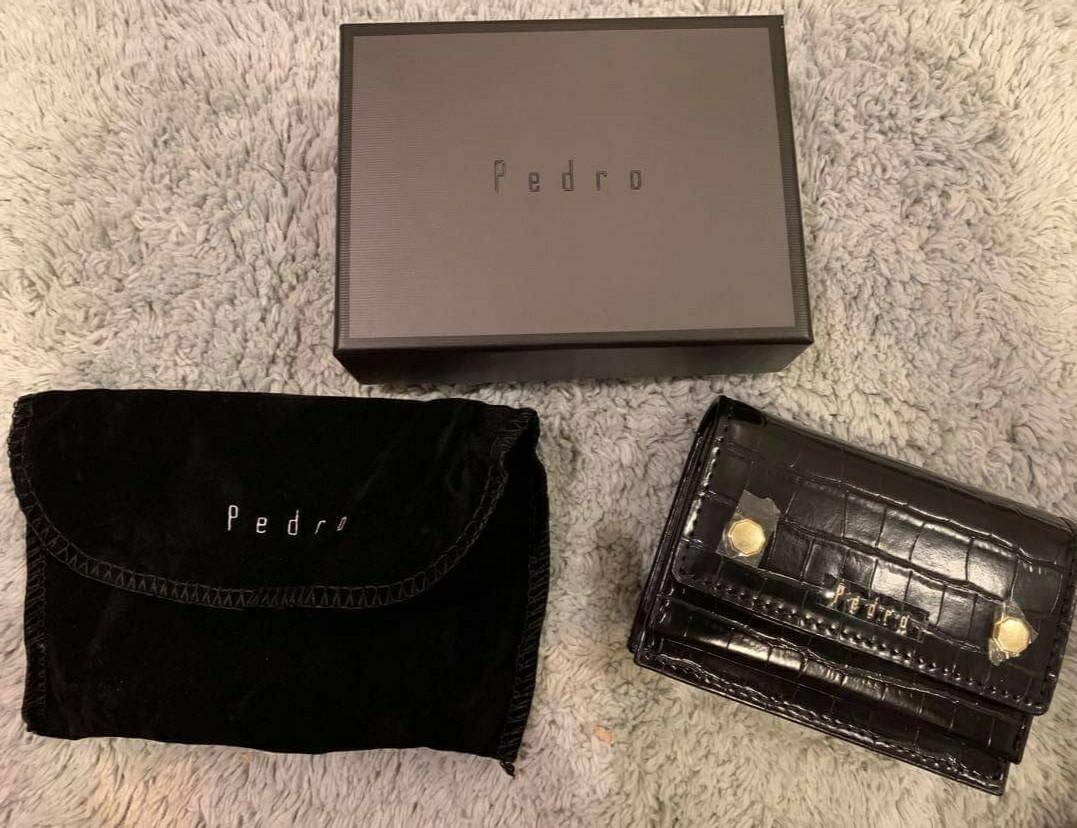 Mall pull out authentic Pedro Wallet, Women's Fashion, Bags & Wallets ...