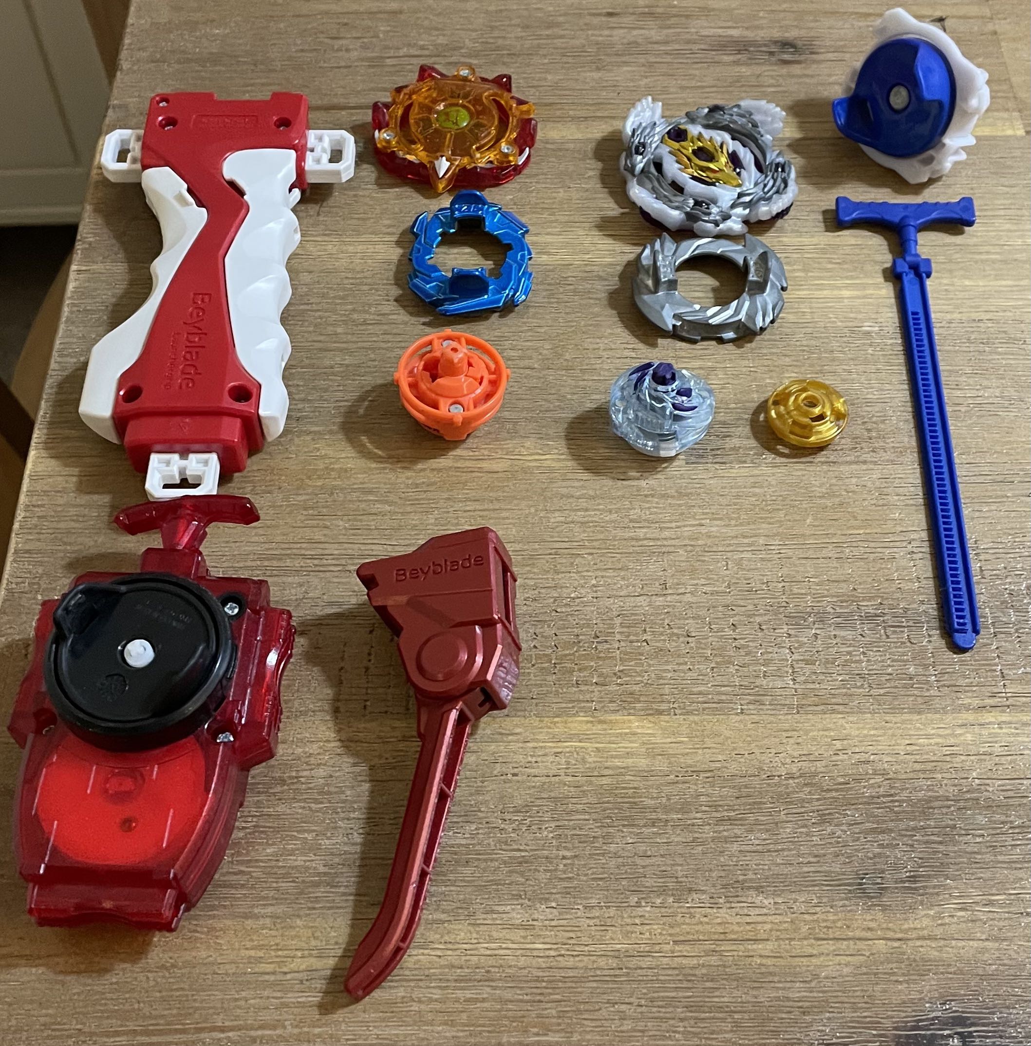 Original Bayblade: 2 Launchers, 2 Bayblades, Hobbies & Toys, Toys ...