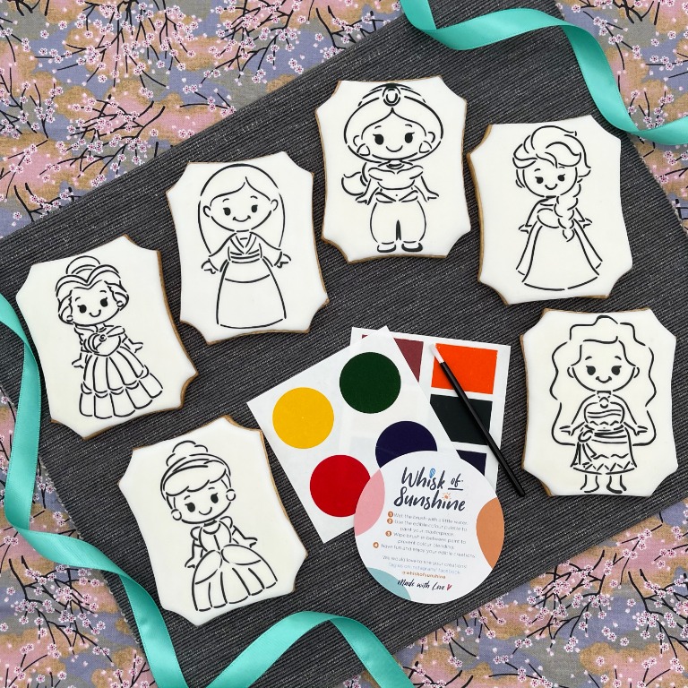 Princess and Superhero Themed Paint Your Own (PYO) Cookie Kit - Elsa ...
