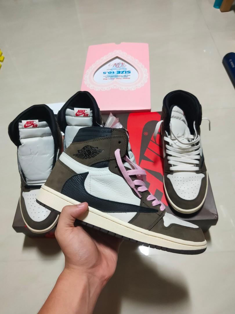 Travis Scott AJ1, Men's Fashion, Footwear, Sneakers on Carousell