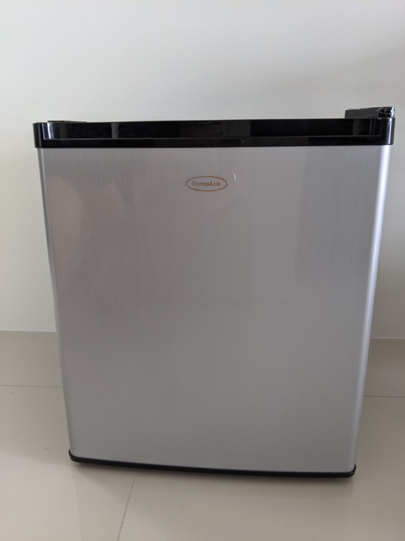 EuropAce 50L Bar Fridge, TV & Home Appliances, Kitchen Appliances ...