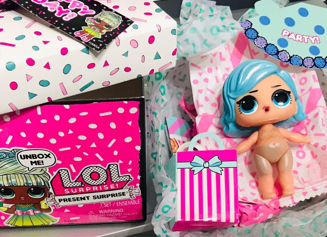 LOL Surprise Present Surprise Holidaze (Dec), Hobbies & Toys, Toys ...