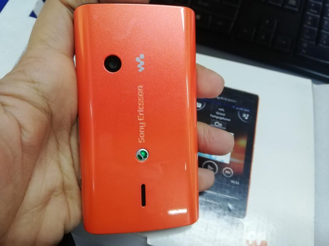 SONY ERICSSON W8 WALKMAN COMPLETE PACKAGES, Mobile Phones & Gadgets ...