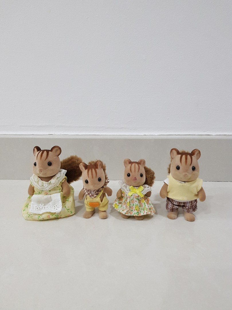 Sylvanian Families Squirrels Family Toy Figurines, Hobbies & Toys, Toys ...