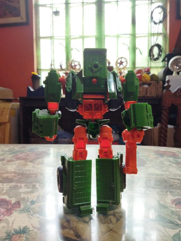 Taikongzhans Kudea Ko Generations Hoist Transformers Robot Toy