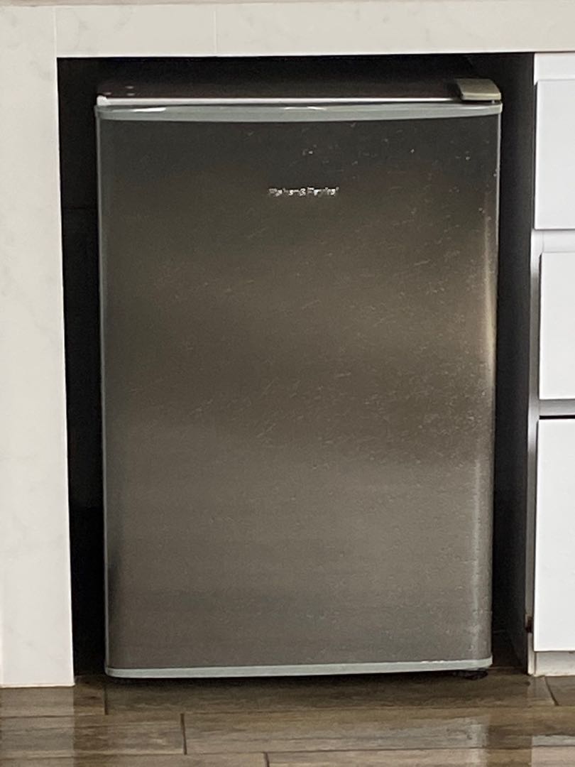 Fisher & Paykel Bar Fridge, TV & Home Appliances, Kitchen Appliances ...