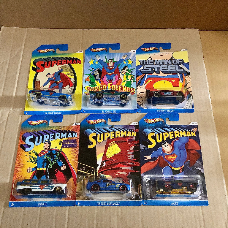 Hot Wheels Superman Set, Toys & Games, Bricks & Figurines on Carousell