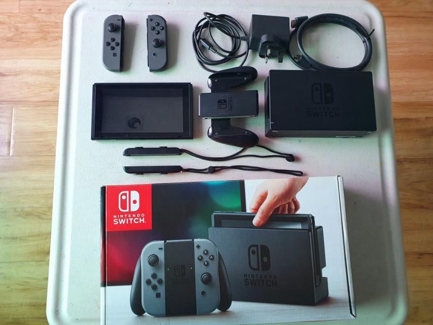 Nintendo Switch v1 Package, Video Gaming, Video Game Consoles, Nintendo ...
