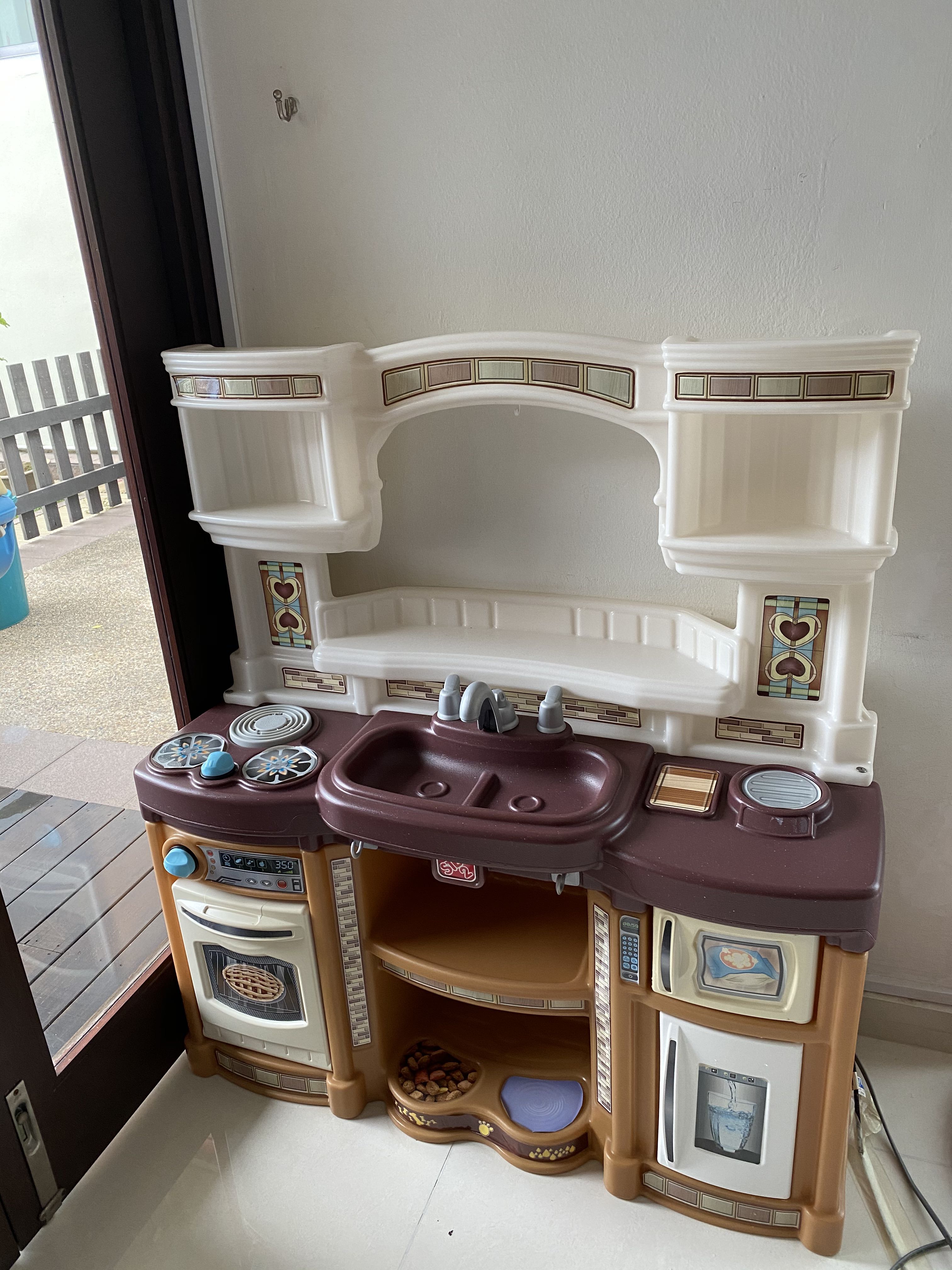 Step 2 play kitchen, Toys & Games, Others on Carousell