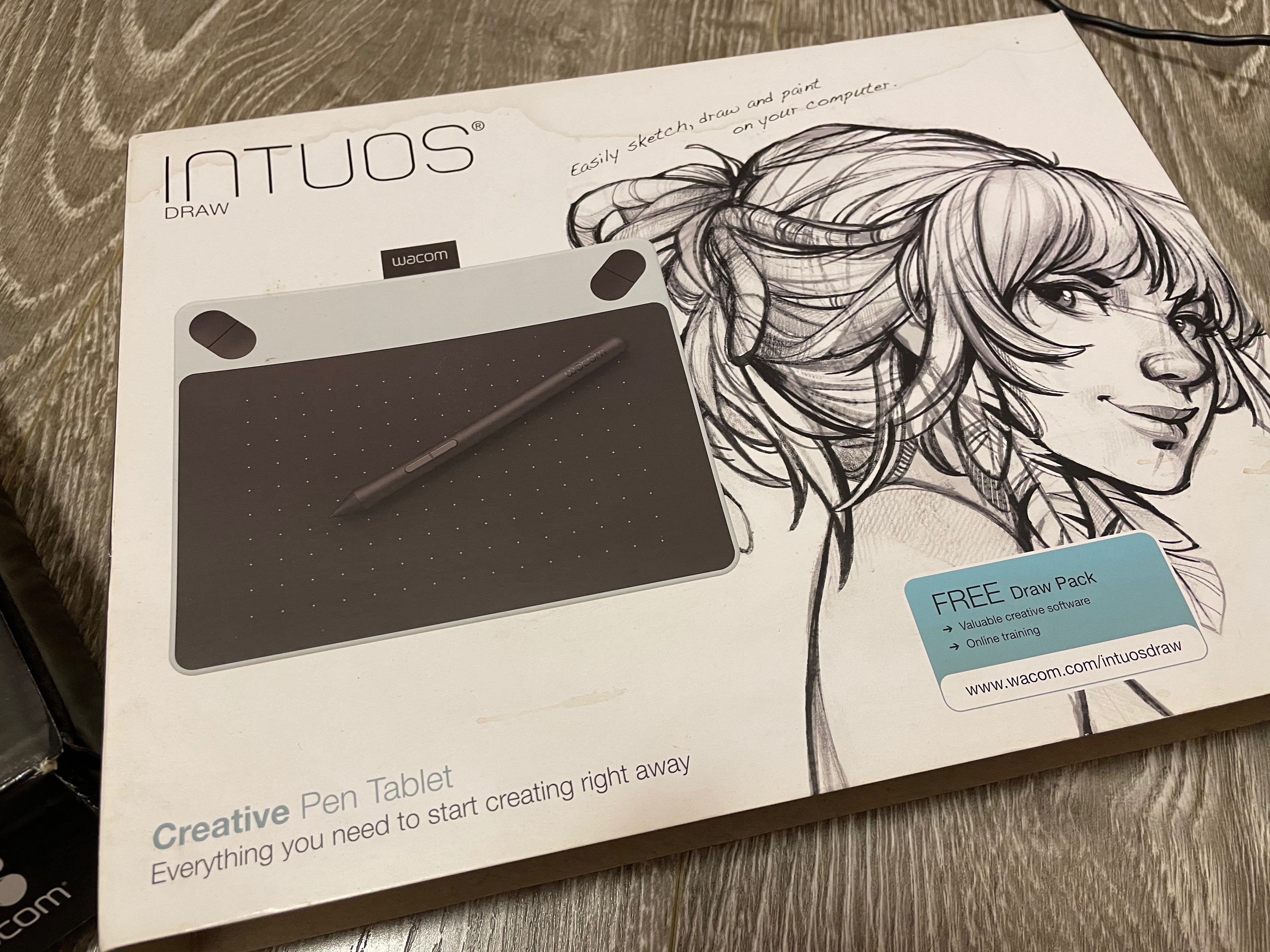 Wacom Intuos Draw 繪圖板 / 畫板, 興趣及遊戲, 手作＆自家設計, 文具及工藝 - 畫作及印刷品 - Carousell