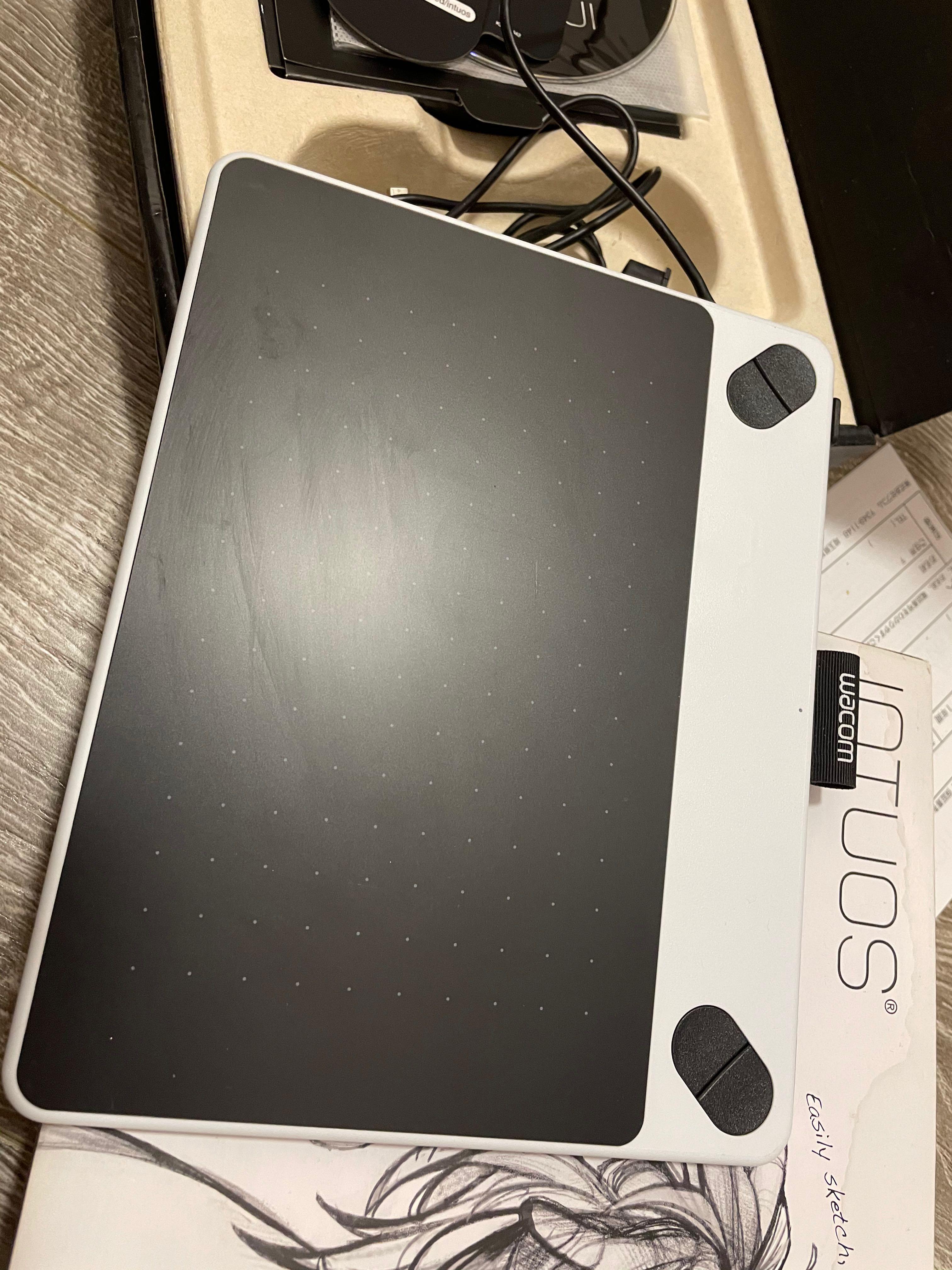 Wacom Intuos Draw 繪圖板 / 畫板, 興趣及遊戲, 手作＆自家設計, 文具及工藝 - 畫作及印刷品 - Carousell