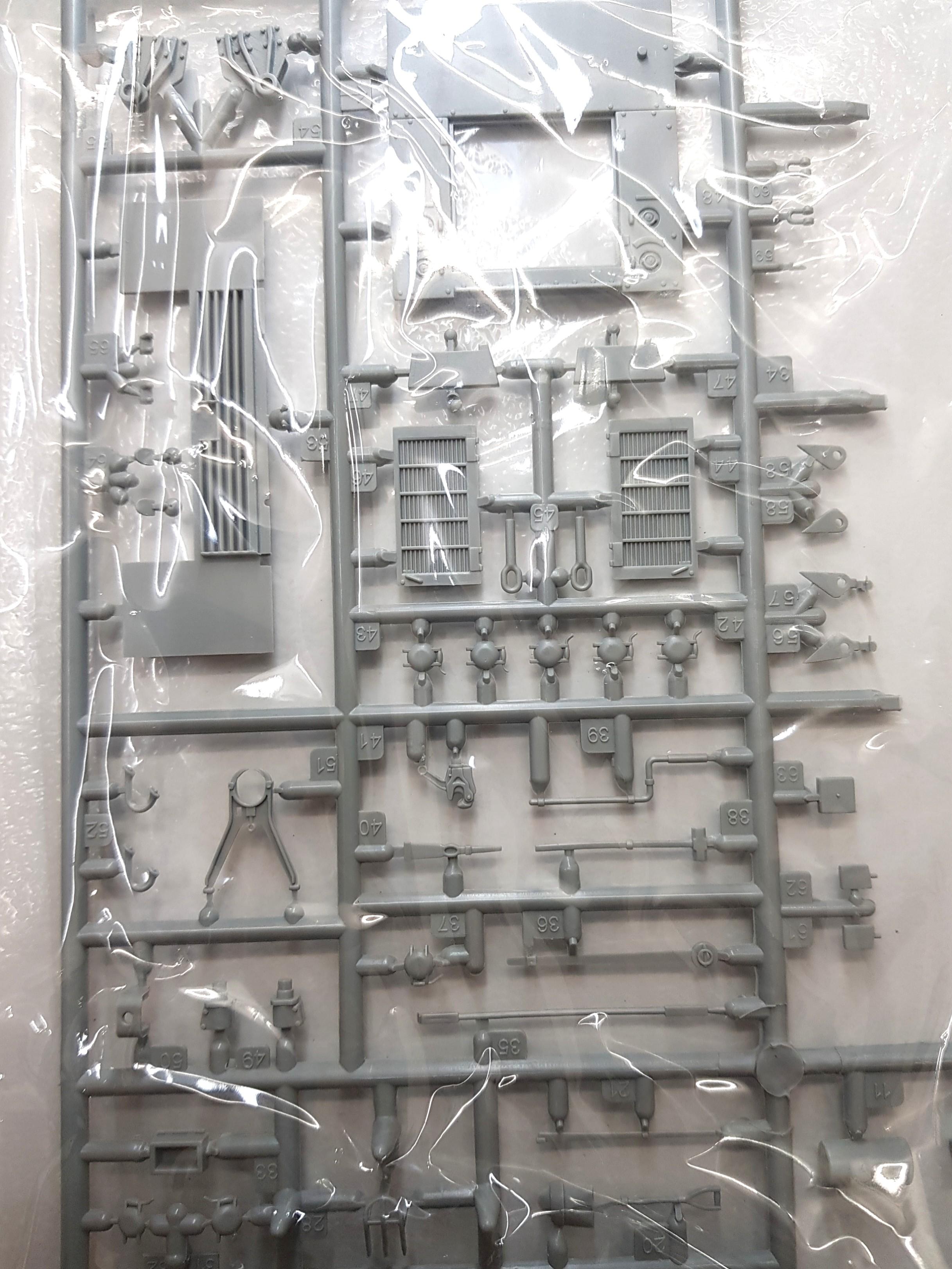 1/35 #6313 Dragon British Tank Sherman Mk. III c/w Photoetch (2nd World ...