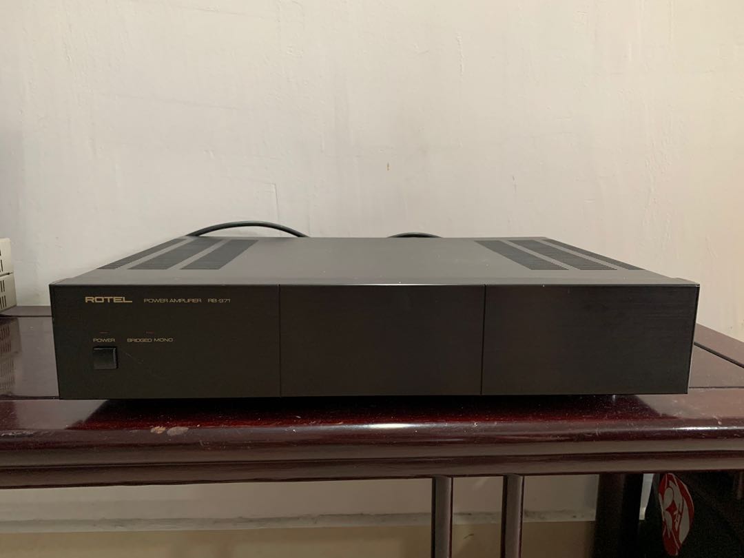 Rotel power amplifier RB 971, Audio, Other Audio Equipment on Carousell