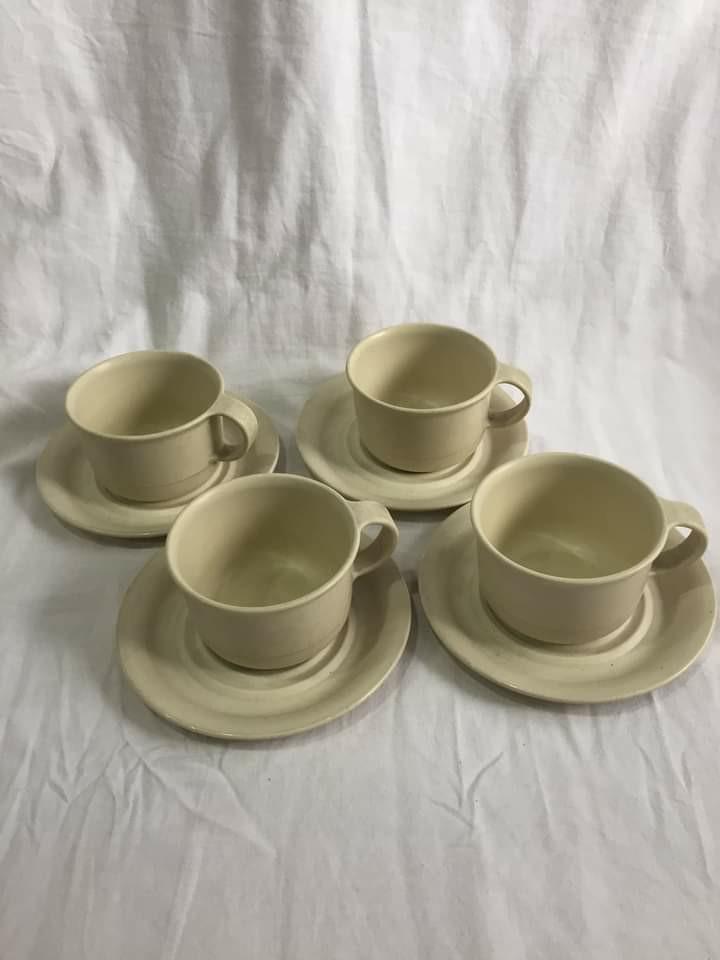 Tupperware Coffee Cups w/ Saucer, Furniture & Home Living, Kitchenware ...