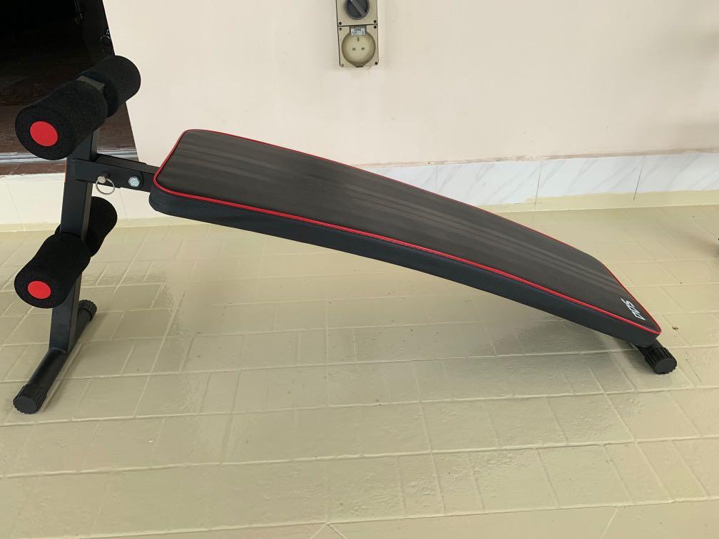 Basic sit up bench, Sports Equipment, Exercise & Fitness, Cardio ...