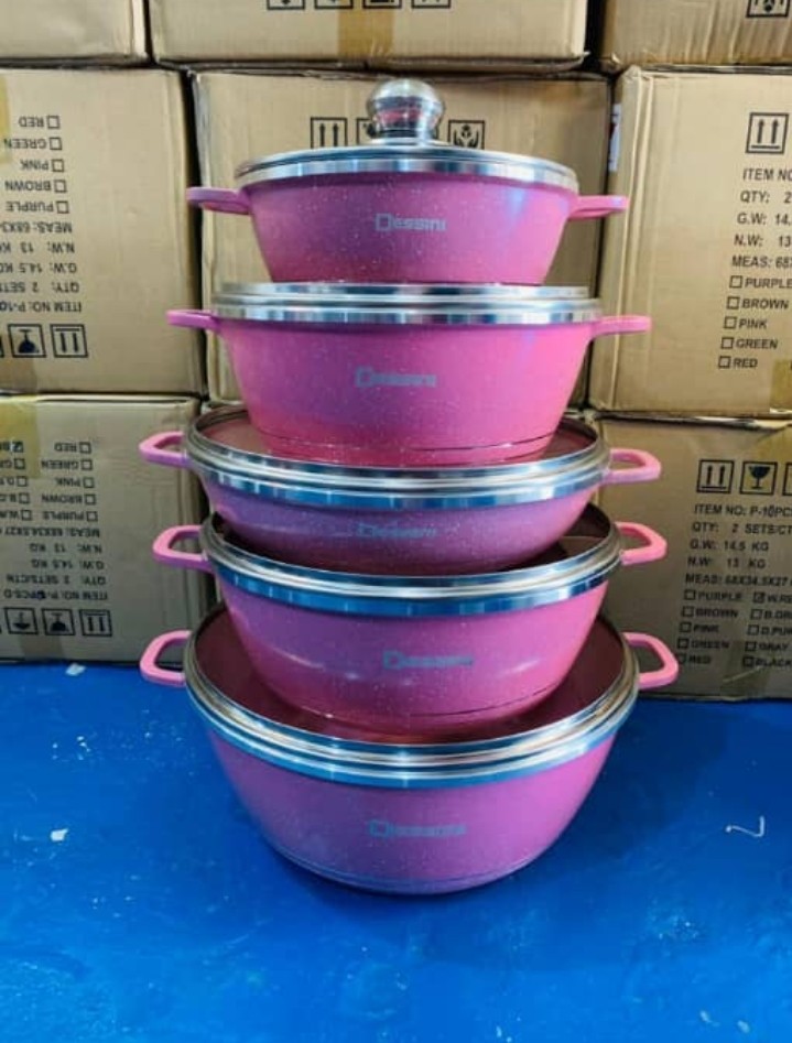 DESSINI COOKWARE SET, Furniture & Home Living, Kitchenware & Tableware ...