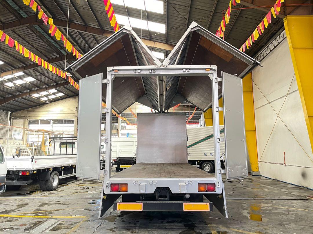 Fuso Fighters Aluminum Wingvan Mwelye 6M61 Engine, Special Vehicles ...