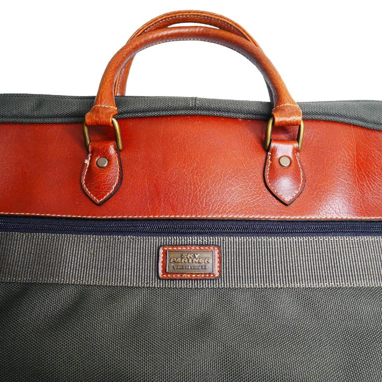 Garment Bag (Sky Partner) *B03487* Ready Stock, Luxury, Bags & Wallets ...