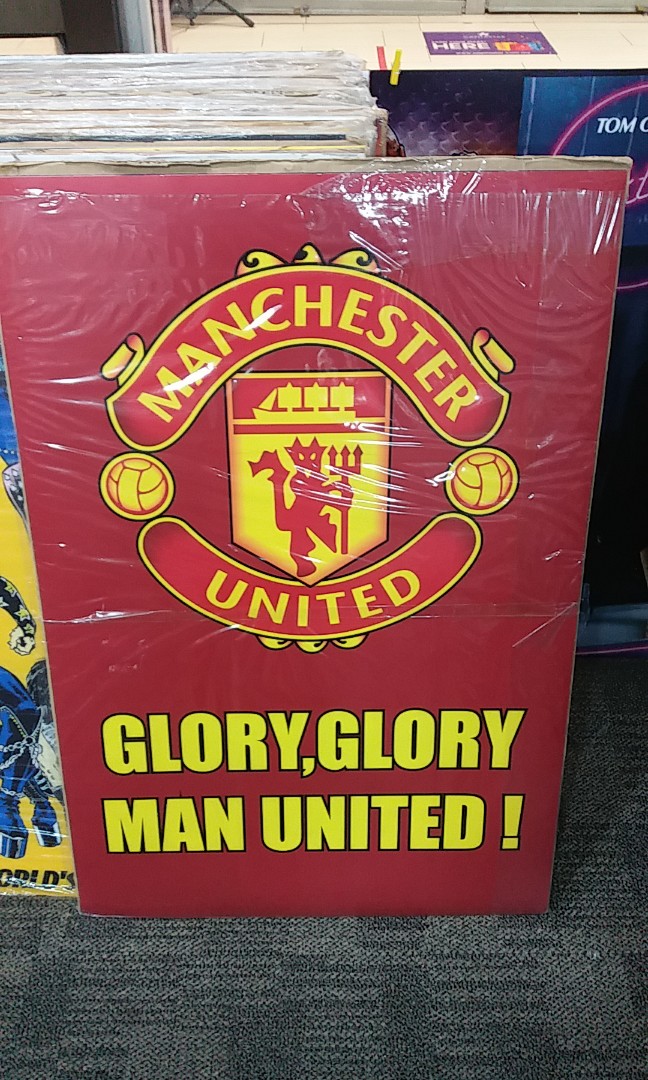 POSTER LOGO MANCHESTER UNITED, Furniture & Home Living, Home Decor ...