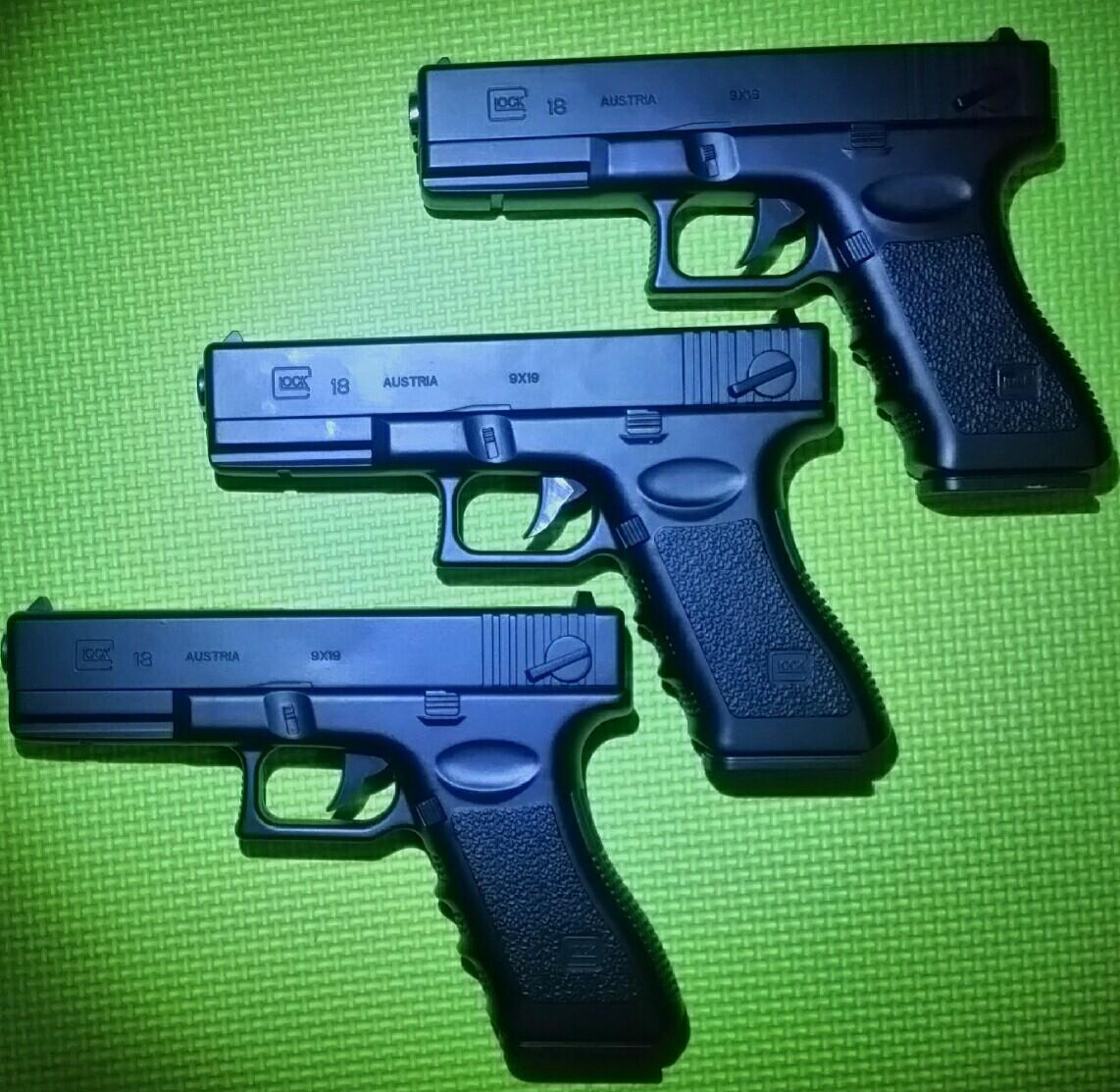 Airsoft Glock Spring Powered Pistol on Carousell
