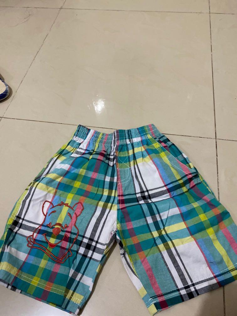 Celana pendek anak cowo kotak kotak, Bayi & Anak, Baju Anak Laki-laki ... Celana pendek anak cowo kotak kotak, Bayi & Anak, Baju Anak Laki-laki ...