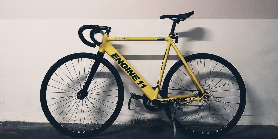 Engine 11 Breaker frameset, Sports Equipment, Bicycles & Parts ...