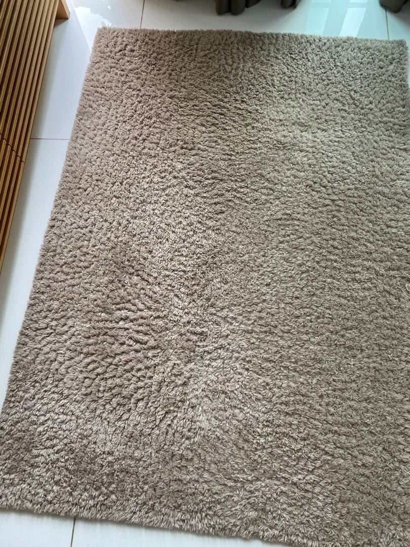 Muji rug, Furniture, Home Decor, Cushions & Linen on Carousell