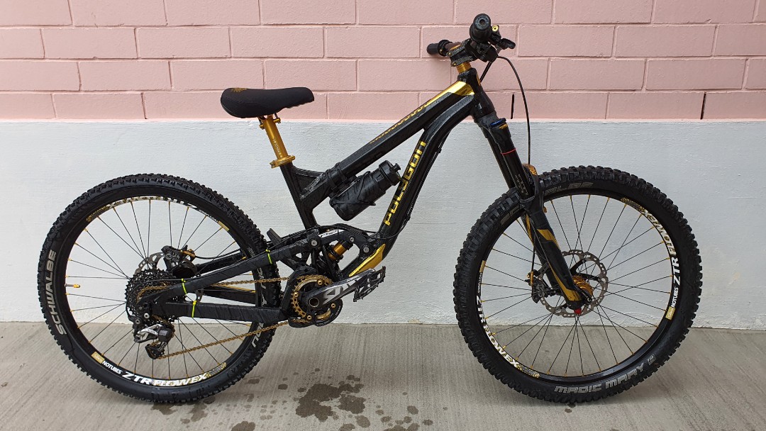 Polygon colossus full suspension upgraded components, Sports Equipment ...