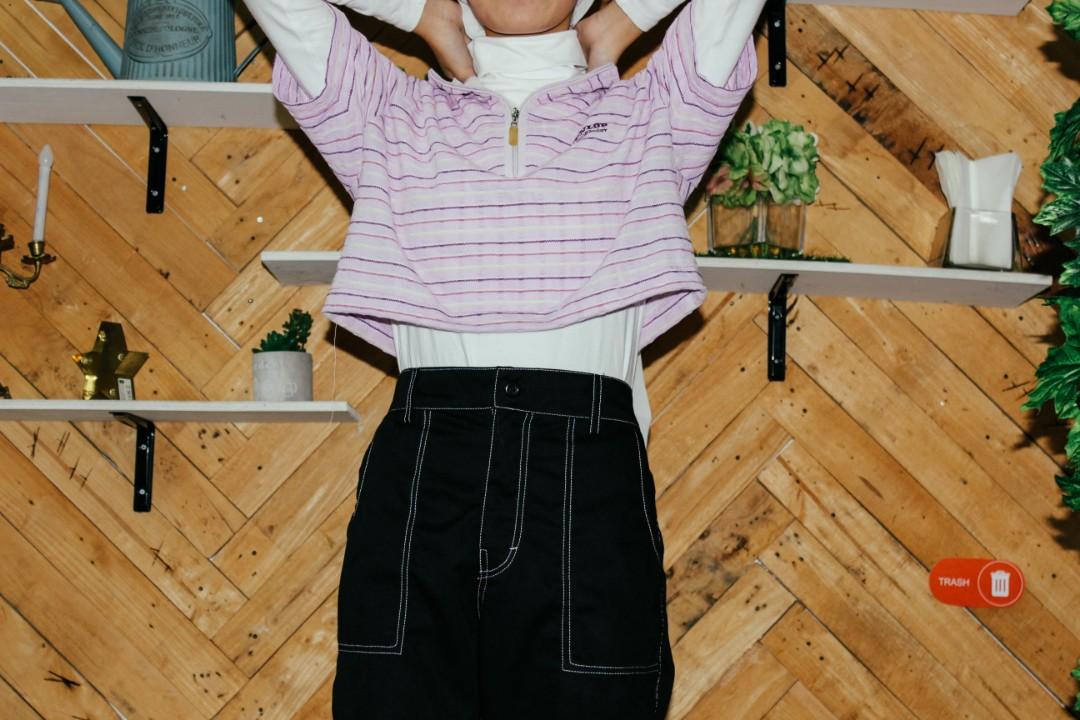 REWORKED Lilac Half Zip Crop, Fesyen Wanita, Pakaian Wanita, Atasan di ...