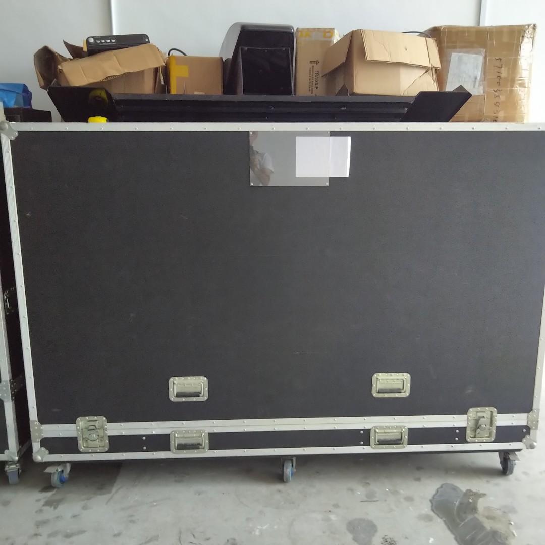 Used Flight Case, Audio, Other Audio Equipment on Carousell